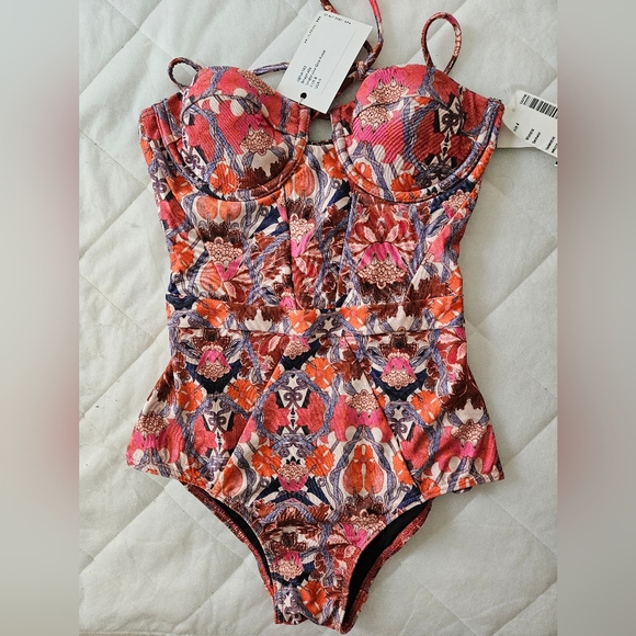 SUBOO | Swim | Suboo Underwire One Piece Swimsuit | Poshmark